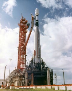 Primeras imágenes de Marte, enviadas por la Mariner 4 ...